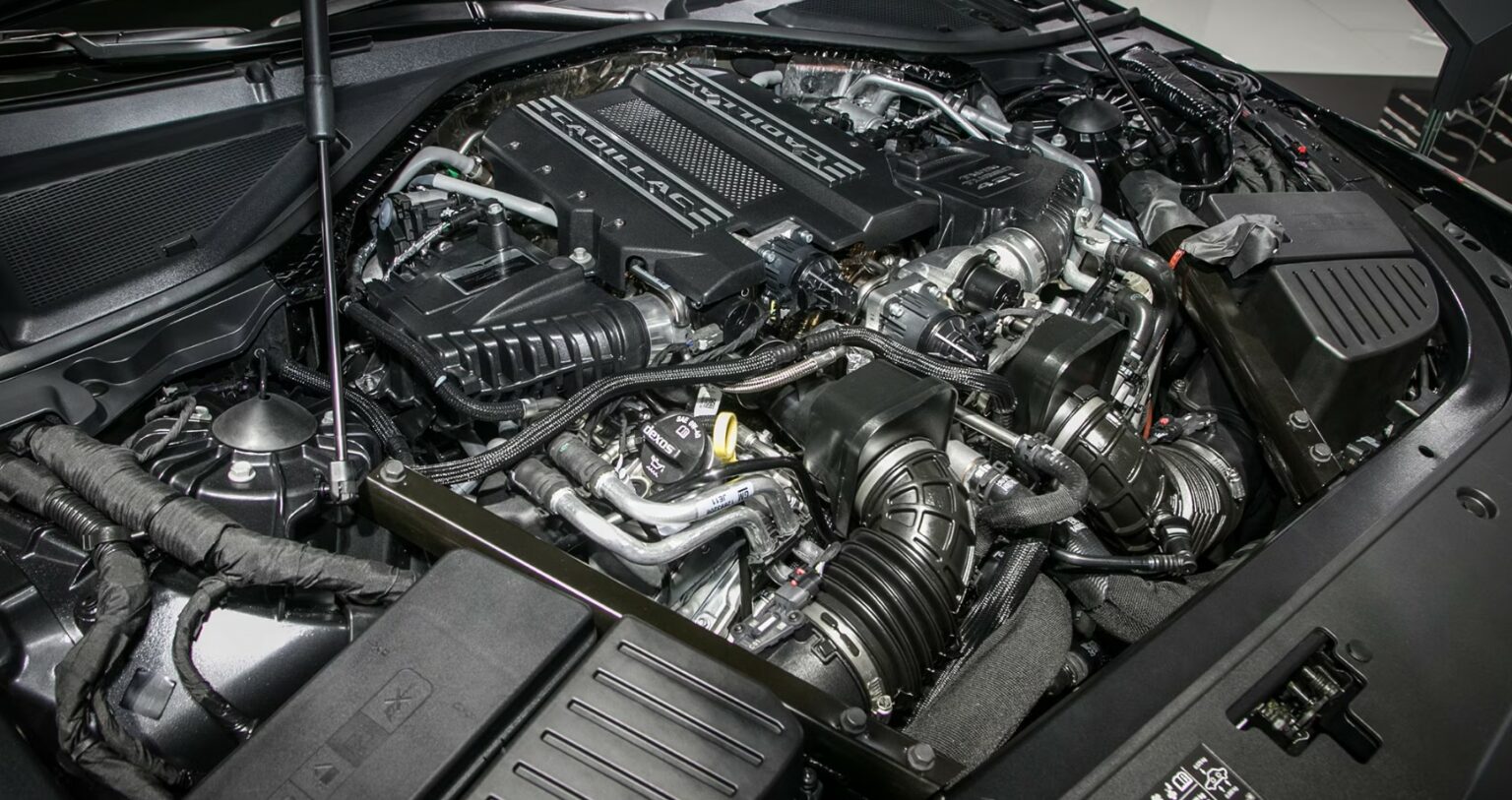 Cadillac 2026 CT5-V Blackwing Changes, Engine, Features - New Cadillac ...